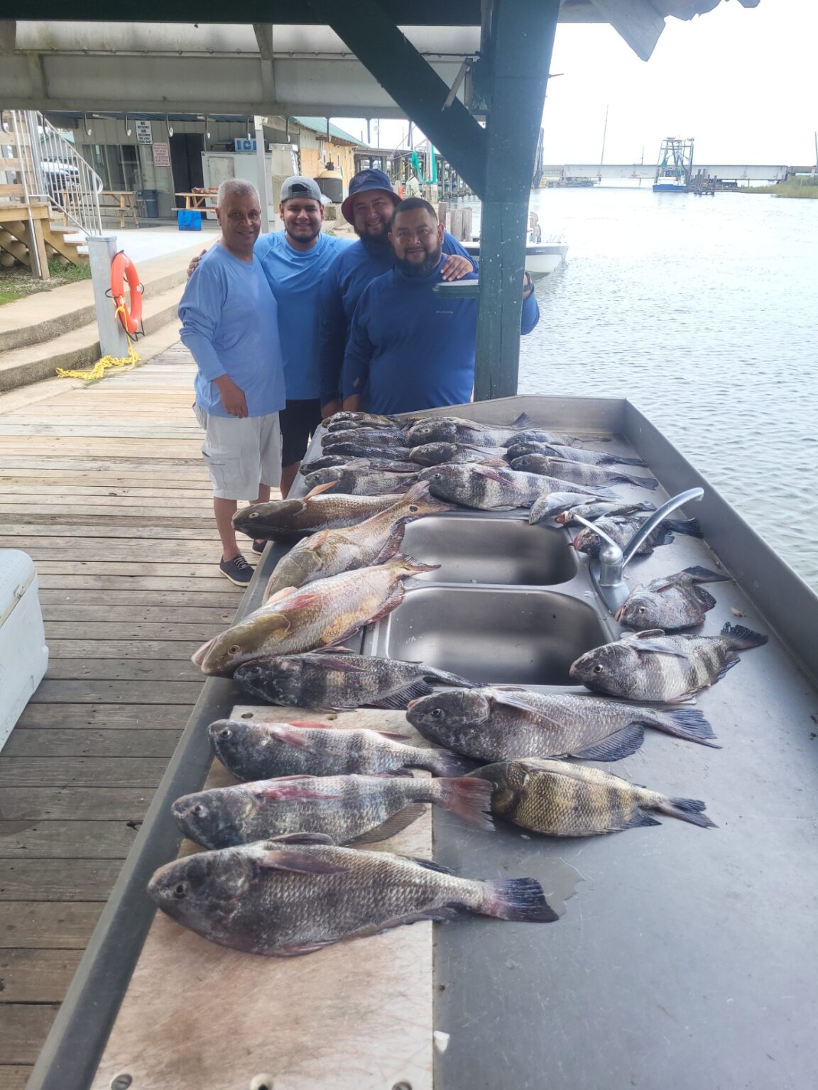 Fishing Tom’s Guide Service